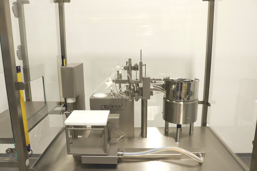 FSV-Füll- und Verschließmaschinensystem im o-RABS