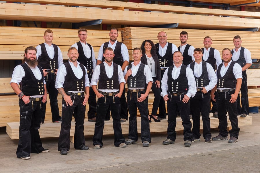 Dein Job im Holzbau – Team & Karriere bei der Zimmerei Mohr