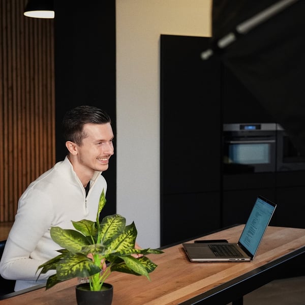 Videomarketing Workshops für Unternehmen | MORITZ BECKER | Offizielle Seite